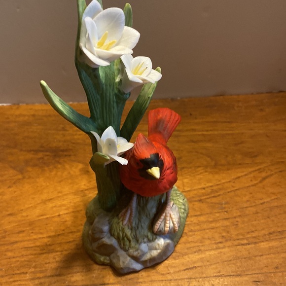 Art | Vintage Ceramic Cardinal Figurine With Green Base And Floral ...